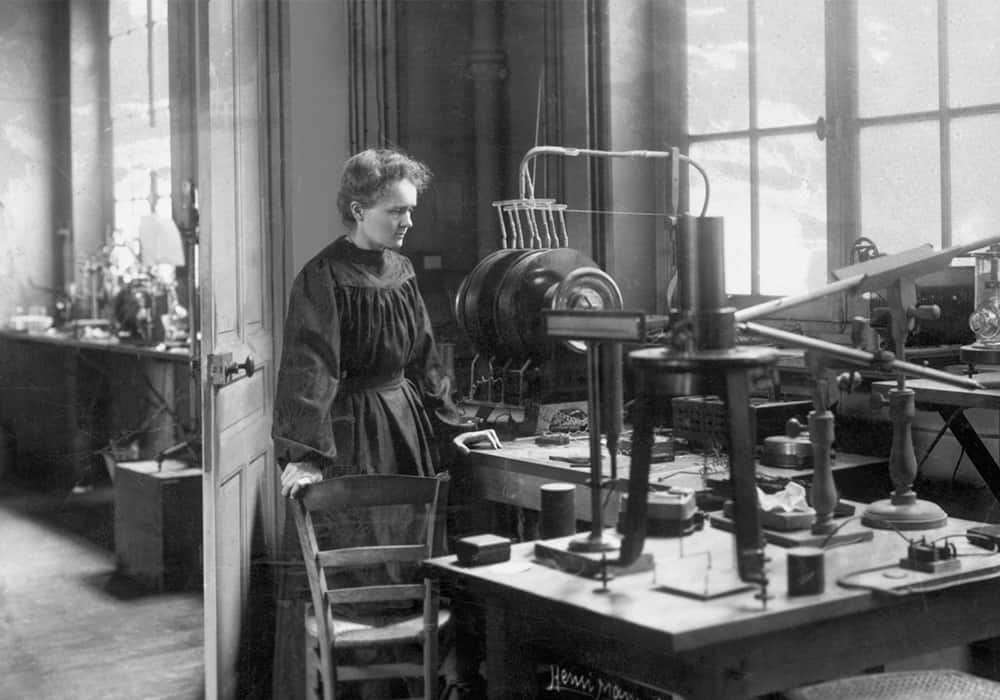 These Science Experiments Led To The Demise Of Their Creators – Science ...