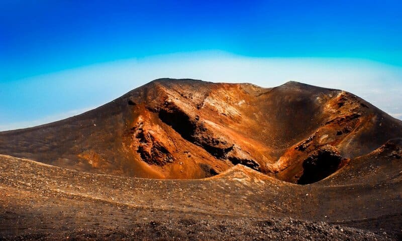 Hidden Volcano Near California Could Blow in 2025 – Scientists Sound ...